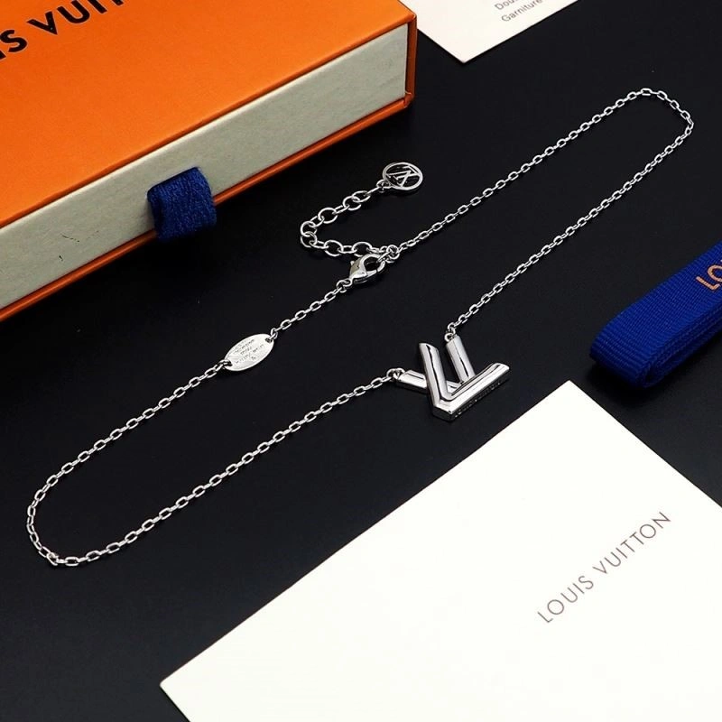 Economical Louis Vuitton Necklaces