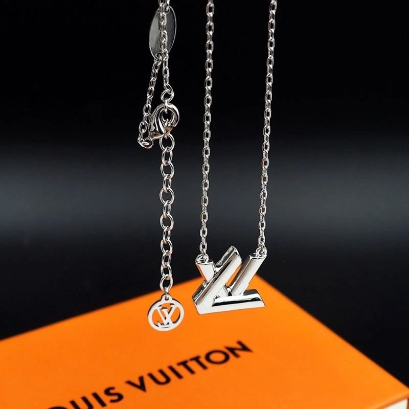 Economical Louis Vuitton Necklaces