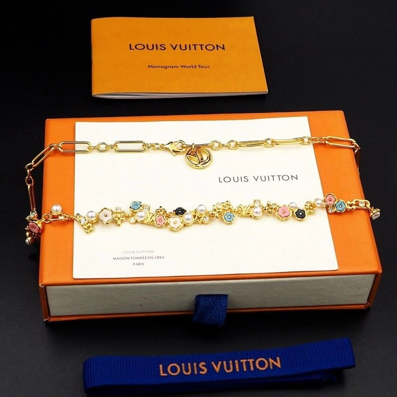 Cut-rate Louis Vuitton Necklaces