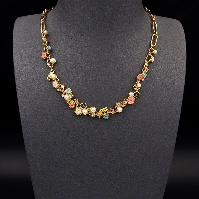 Cut-rate Louis Vuitton Necklaces