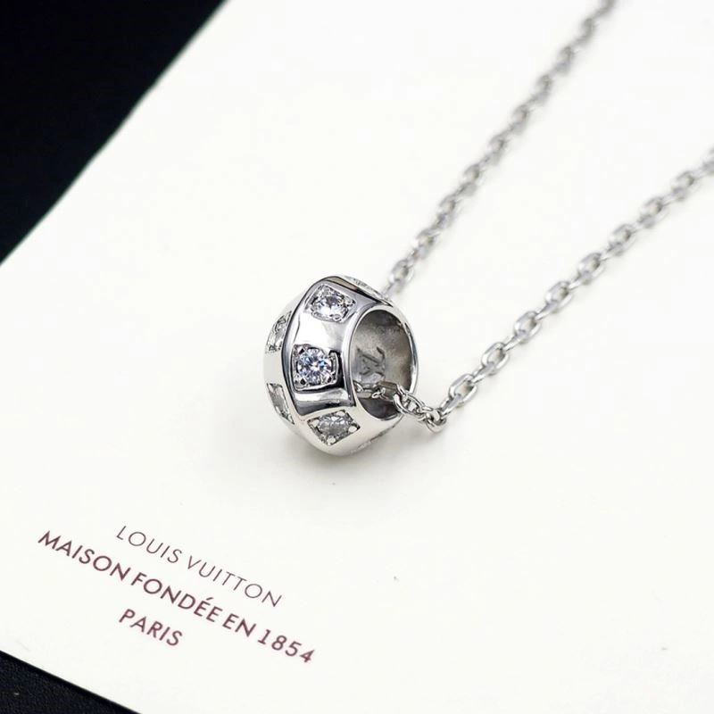 High accuracy Louis Vuitton Necklaces