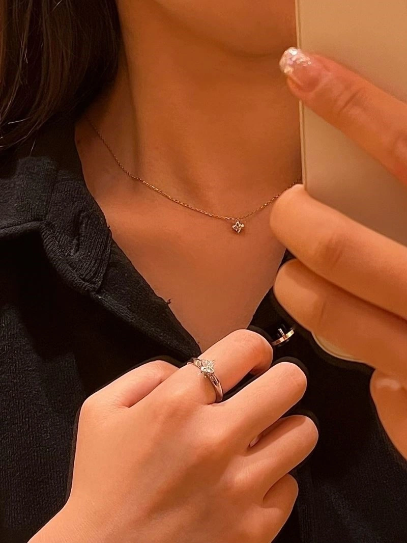 Budget-friendly Louis Vuitton Necklaces