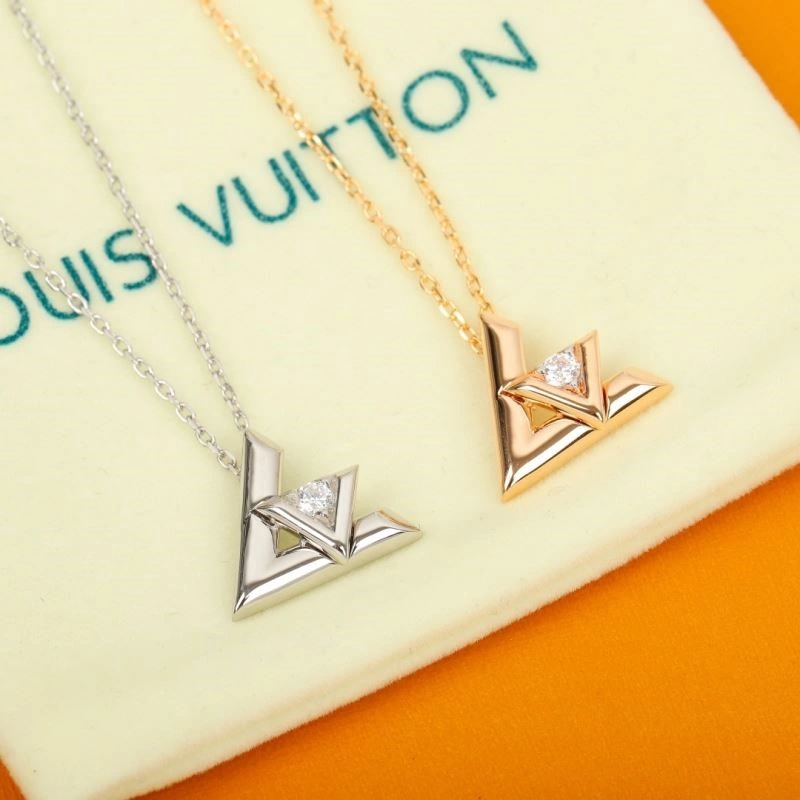 1:1 copy Louis Vuitton Necklaces