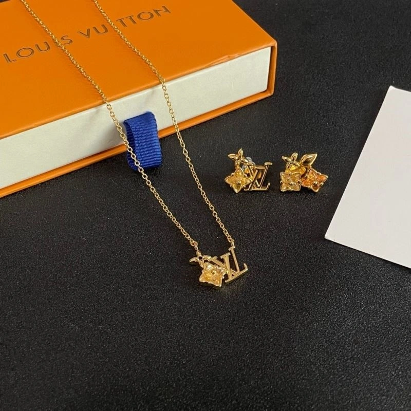 Factory-made Louis Vuitton Necklaces