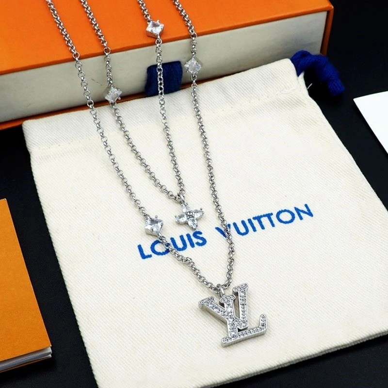 Cut-rate Louis Vuitton Necklaces
