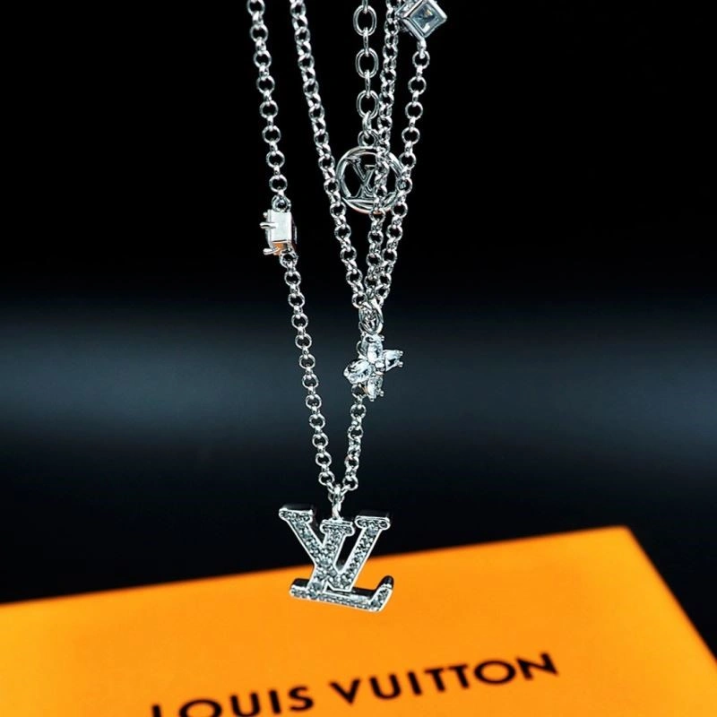 Cut-rate Louis Vuitton Necklaces