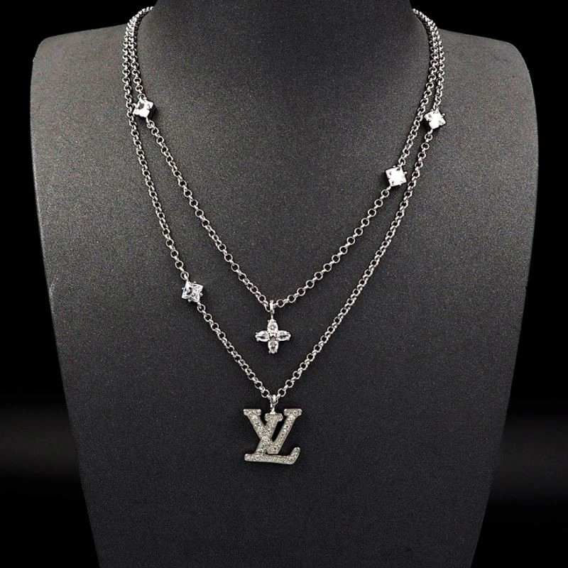 Cut-rate Louis Vuitton Necklaces
