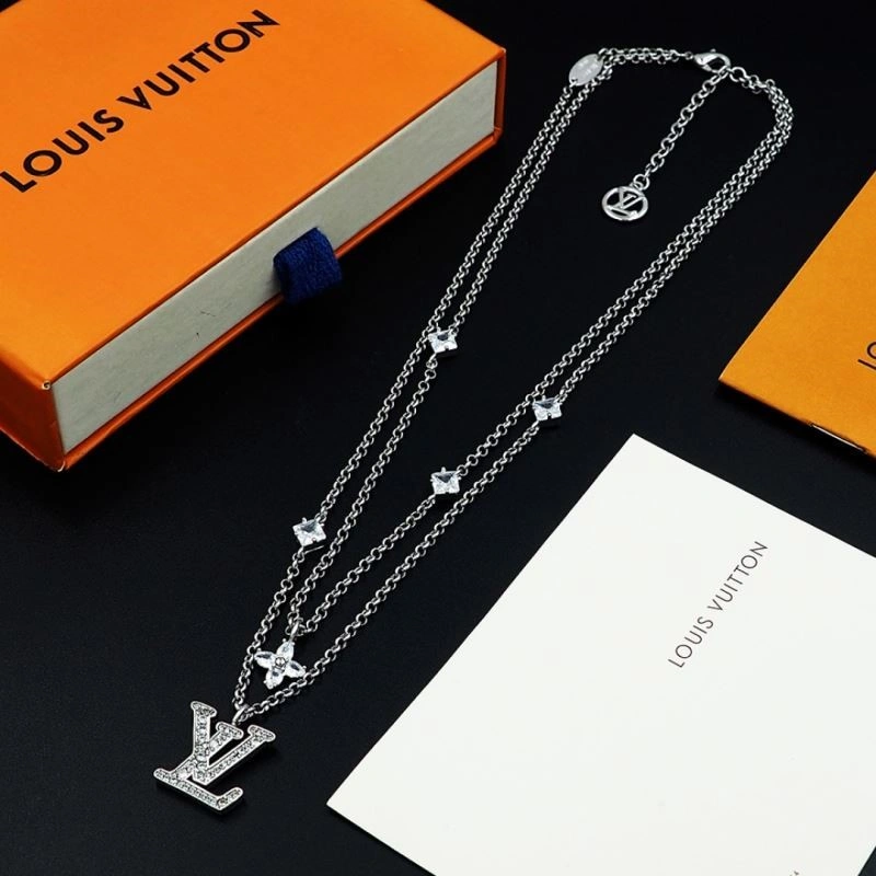 Cut-rate Louis Vuitton Necklaces