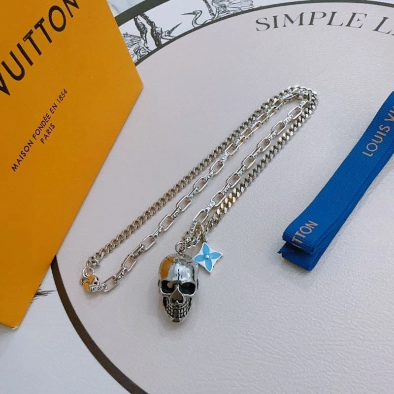 Low-cost Louis Vuitton Necklaces
