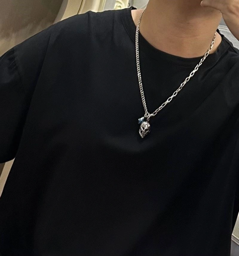 Low-cost Louis Vuitton Necklaces