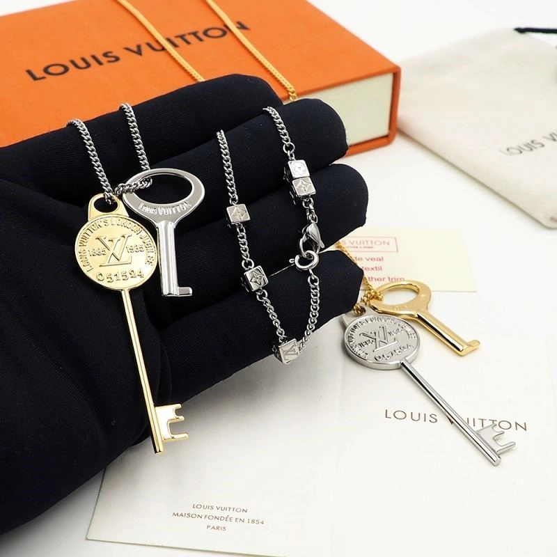 Affordable Louis Vuitton Necklaces