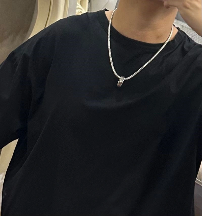 Low-cost Louis Vuitton Necklaces