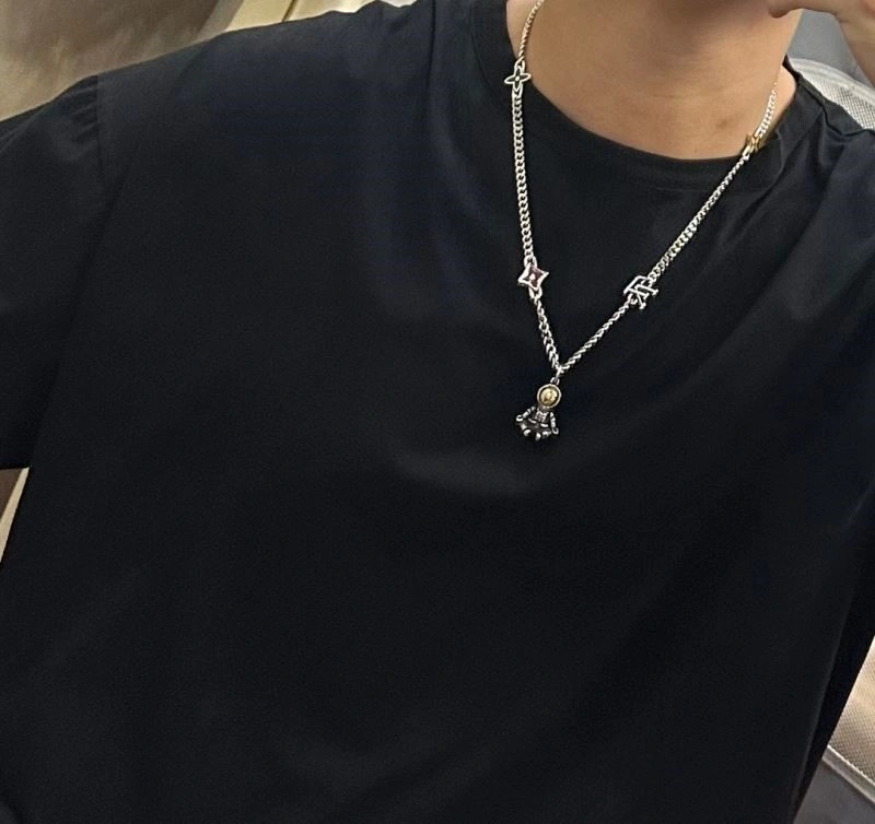 Inexpensive Louis Vuitton Necklaces