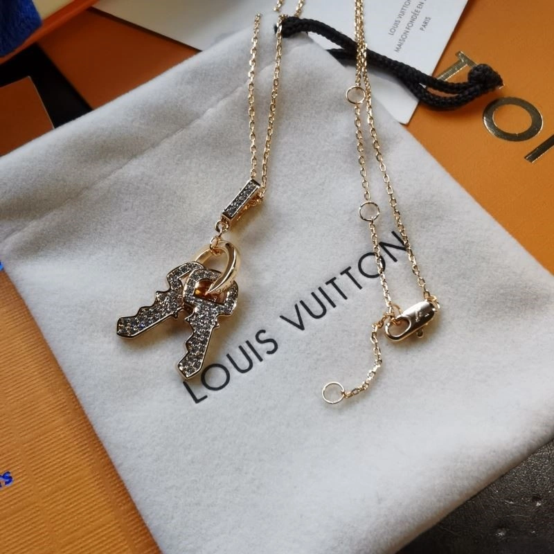 Accurate model Louis Vuitton Necklaces