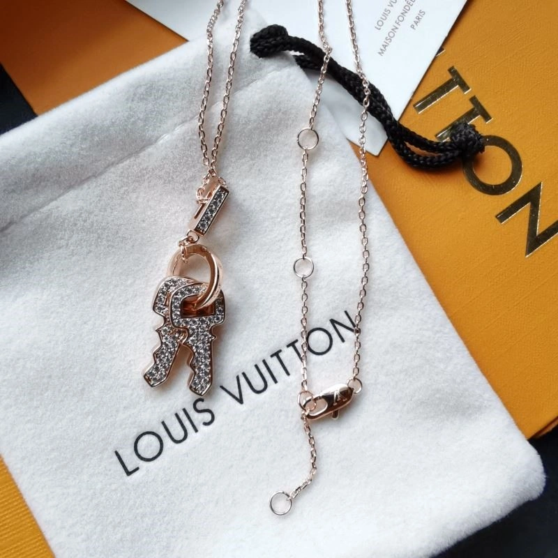 Accurate model Louis Vuitton Necklaces
