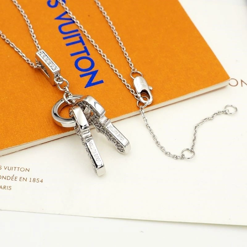Accurate model Louis Vuitton Necklaces