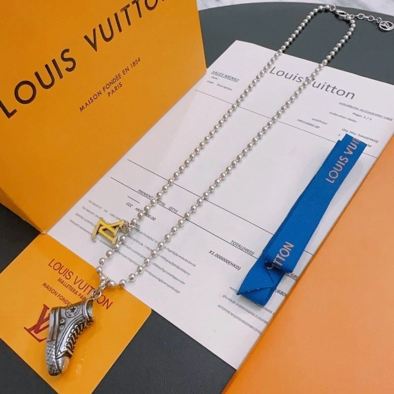 Accurate model Louis Vuitton Necklaces