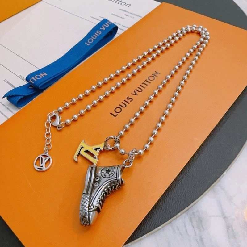 Accurate model Louis Vuitton Necklaces