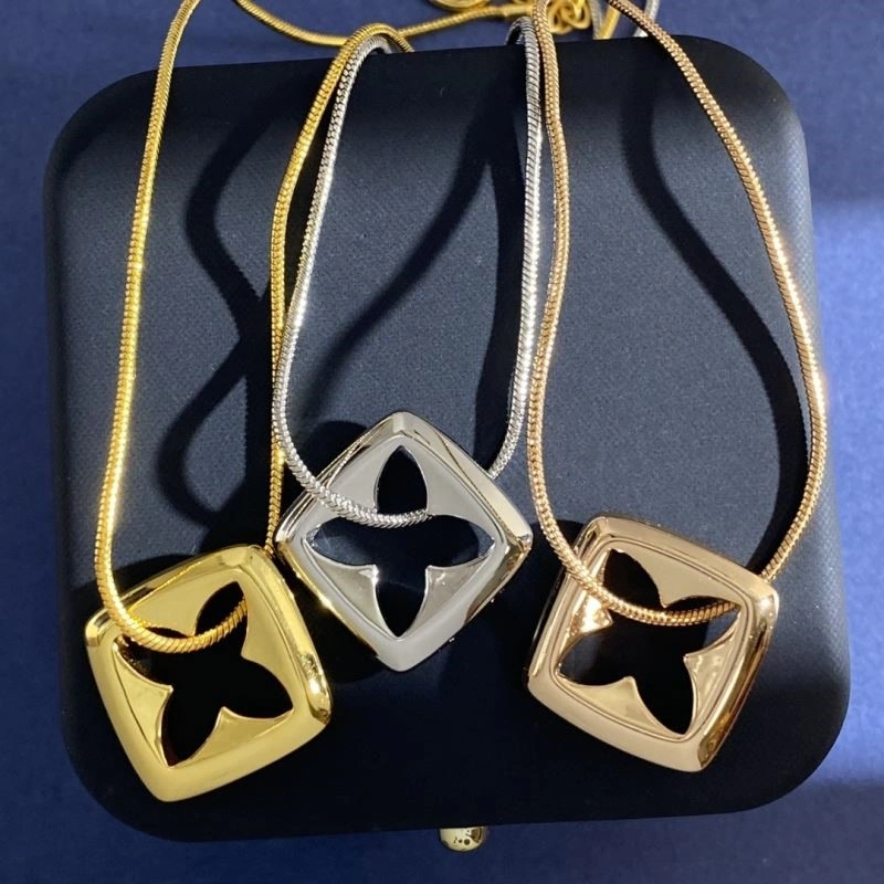 Louis Vuitton Necklaces