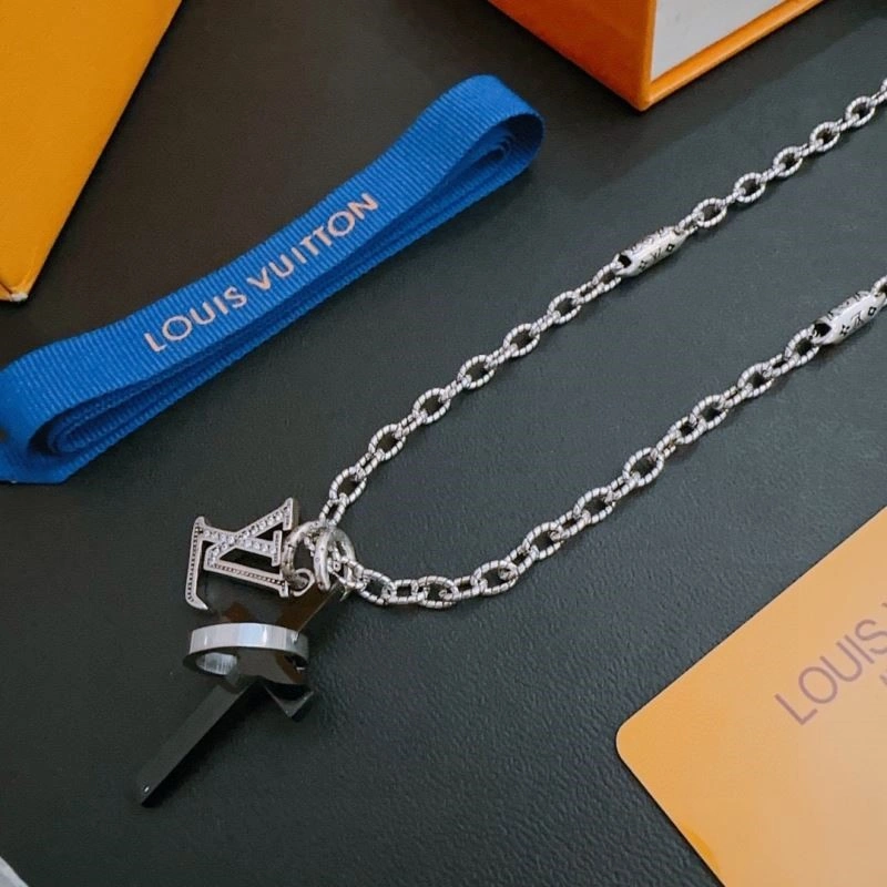 Top match Louis Vuitton Necklaces
