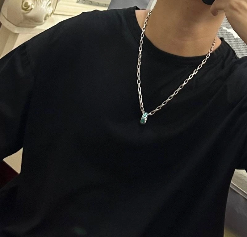 Affordable Louis Vuitton Necklaces