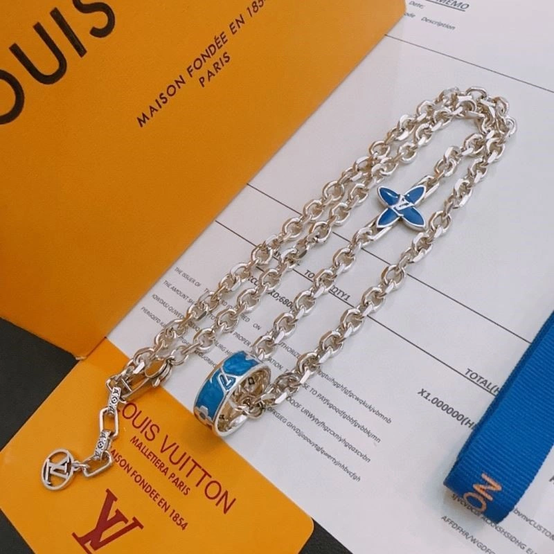 Top match Louis Vuitton Necklaces