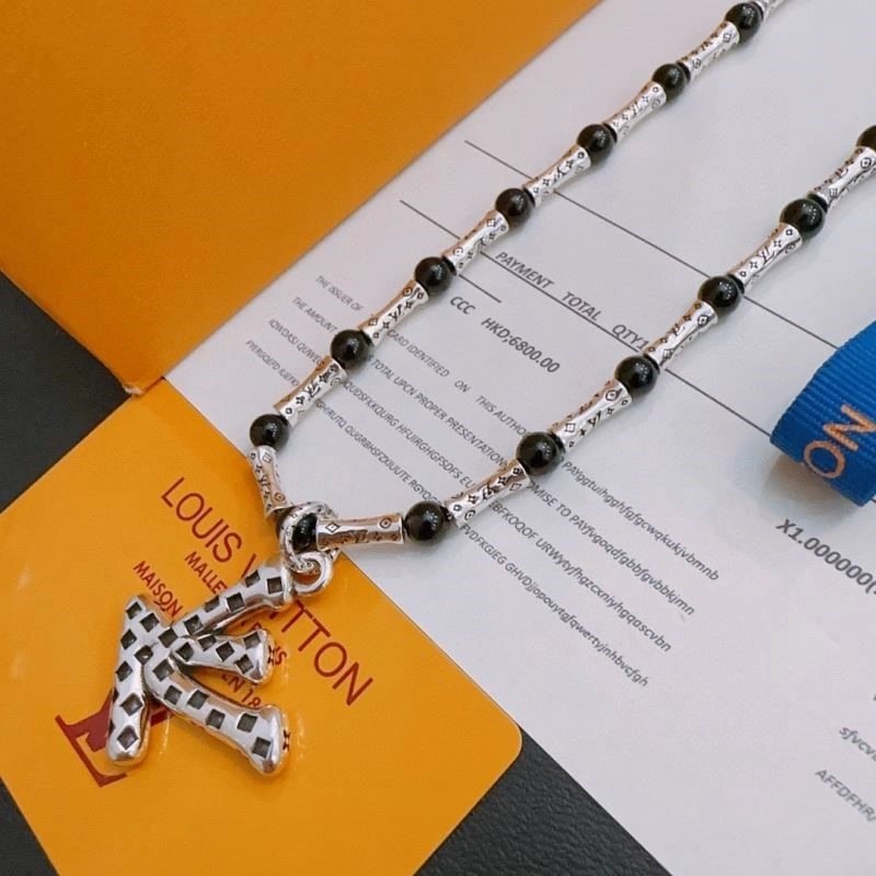 Exact replica Louis Vuitton Necklaces