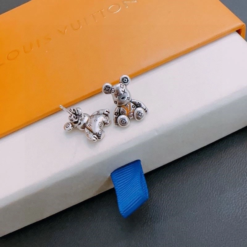 High accuracy Louis Vuitton Necklaces