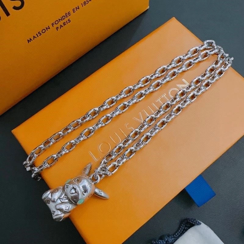 Affordable Louis Vuitton Necklaces