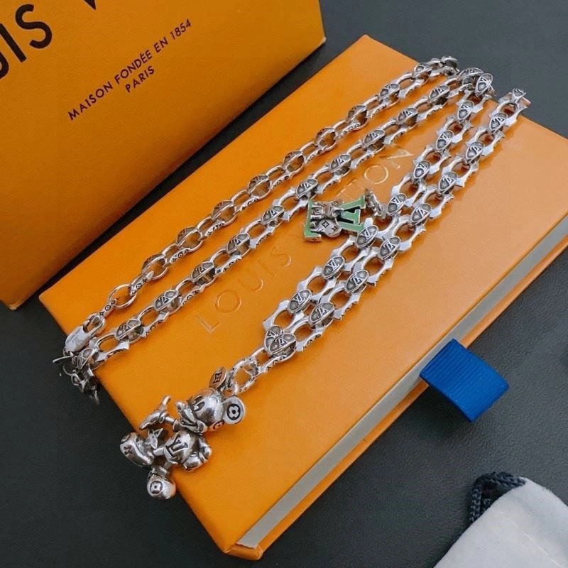 Factory-made Louis Vuitton Necklaces