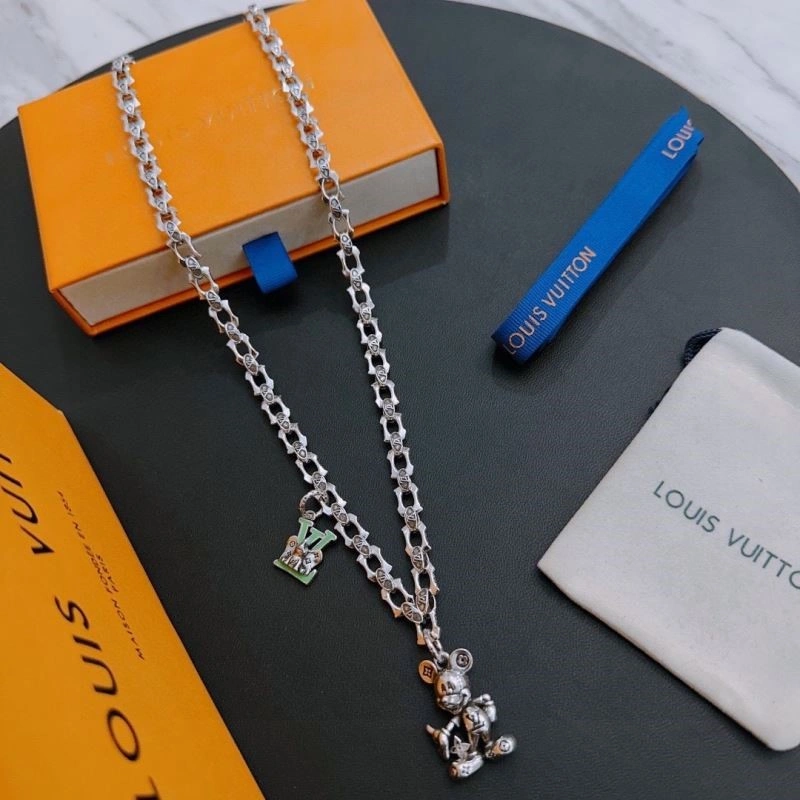 Factory-made Louis Vuitton Necklaces