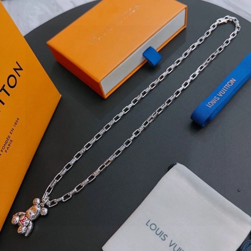 Legit Louis Vuitton Necklaces