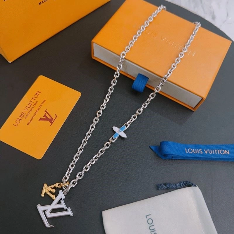 Inexpensive Louis Vuitton Necklaces