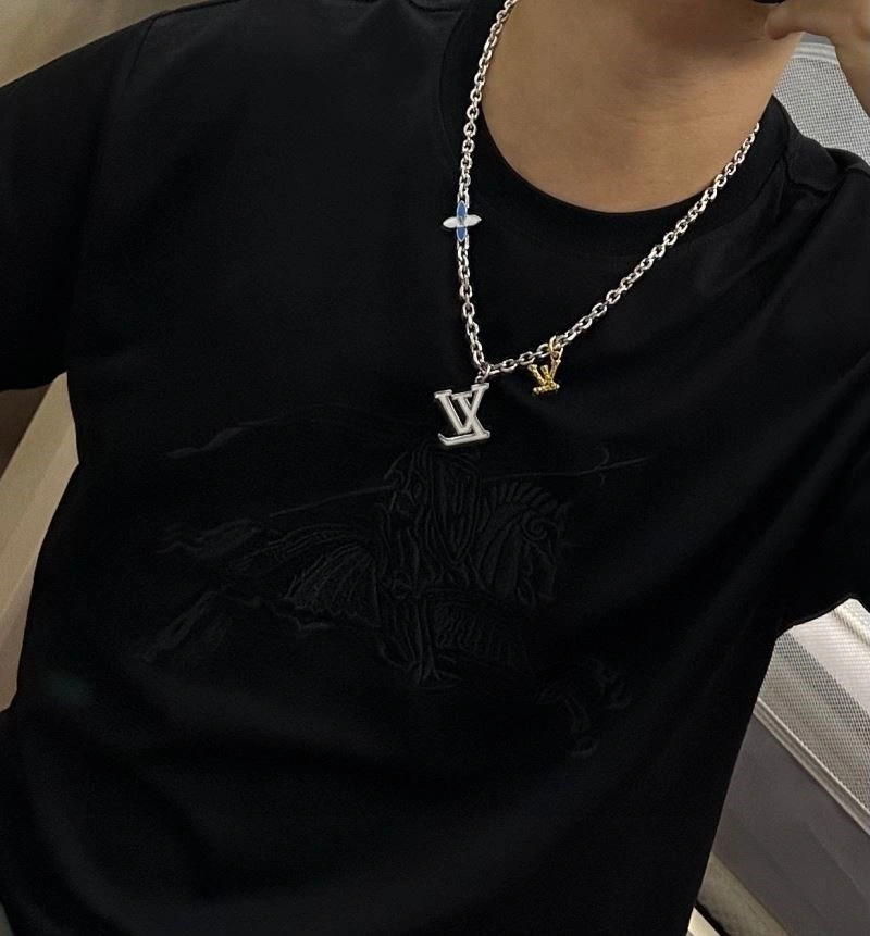 Inexpensive Louis Vuitton Necklaces