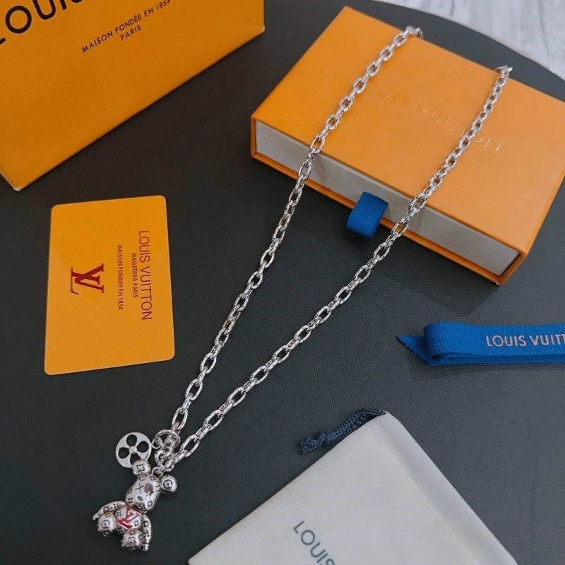 Value-priced Louis Vuitton Necklaces