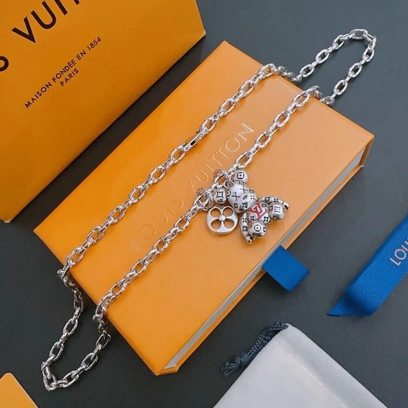 Value-priced Louis Vuitton Necklaces