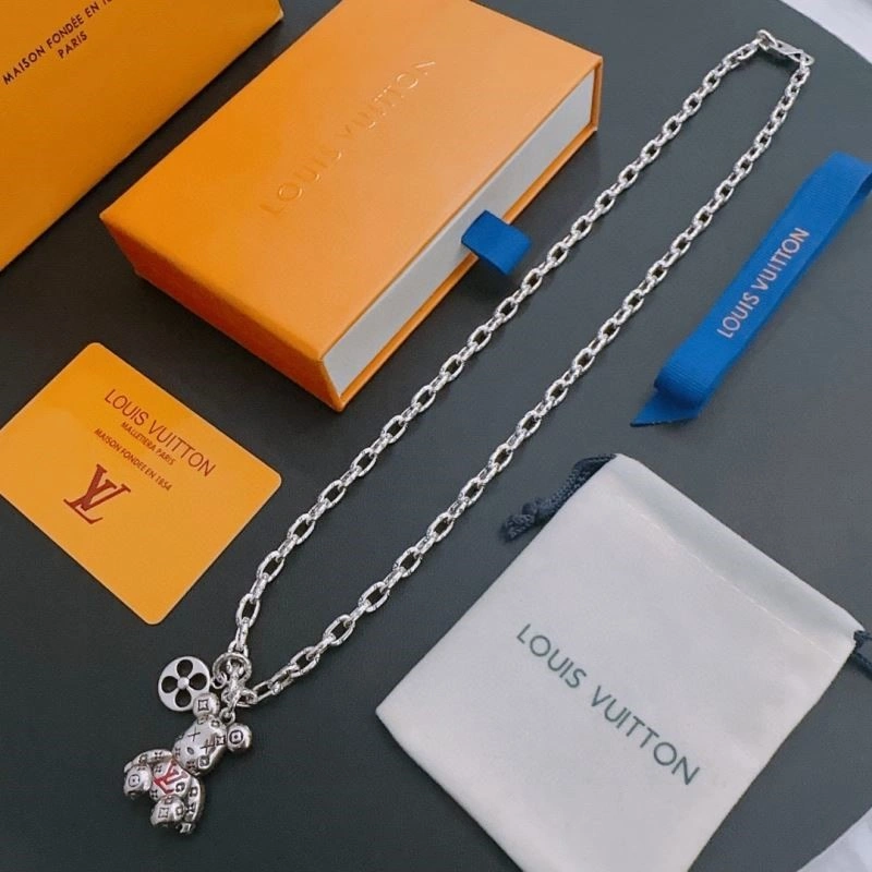 Value-priced Louis Vuitton Necklaces