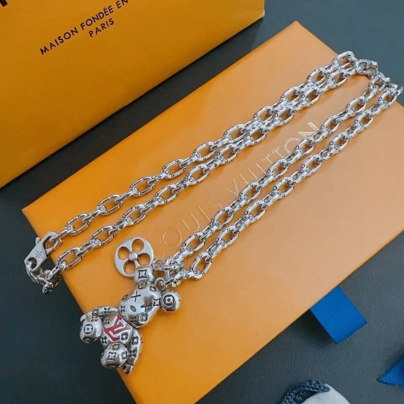 Value-priced Louis Vuitton Necklaces