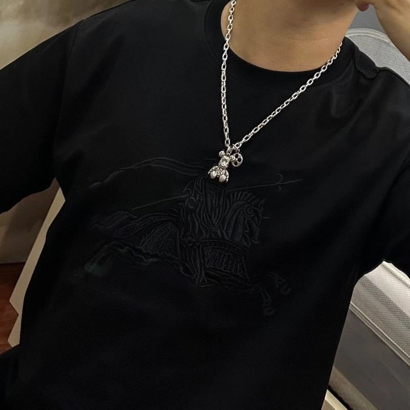 Value-priced Louis Vuitton Necklaces