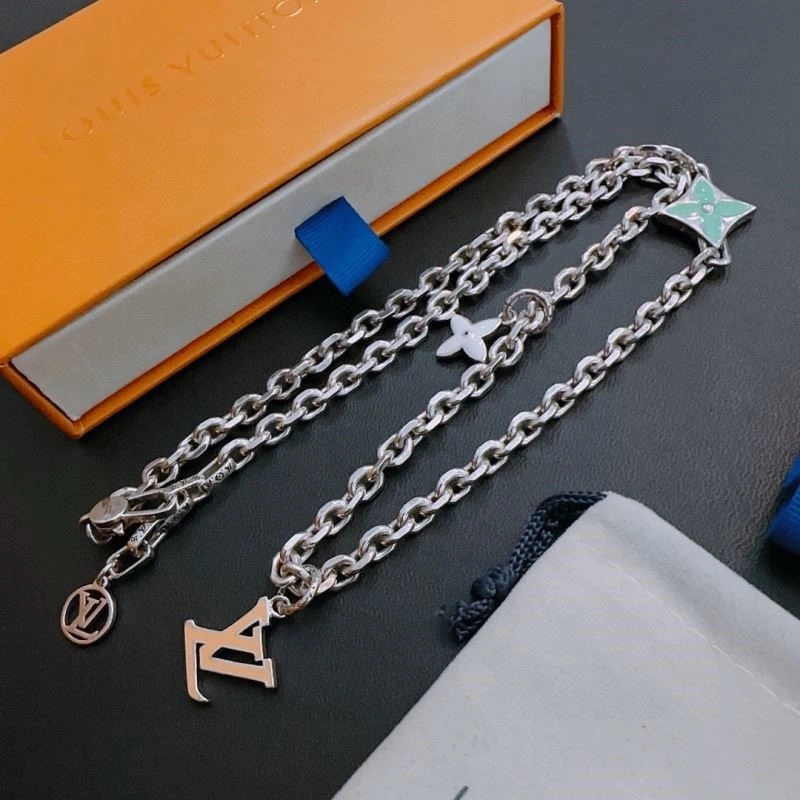 Factory-made Louis Vuitton Necklaces