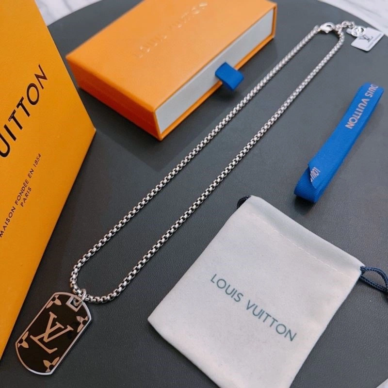 Perfect replica Louis Vuitton Necklaces