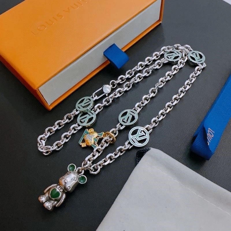 Brand-authenticated Louis Vuitton Necklaces