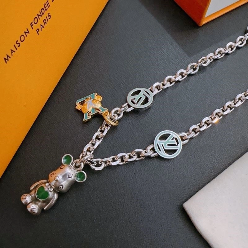Brand-authenticated Louis Vuitton Necklaces