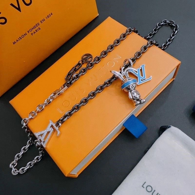 Exact replica Louis Vuitton Necklaces