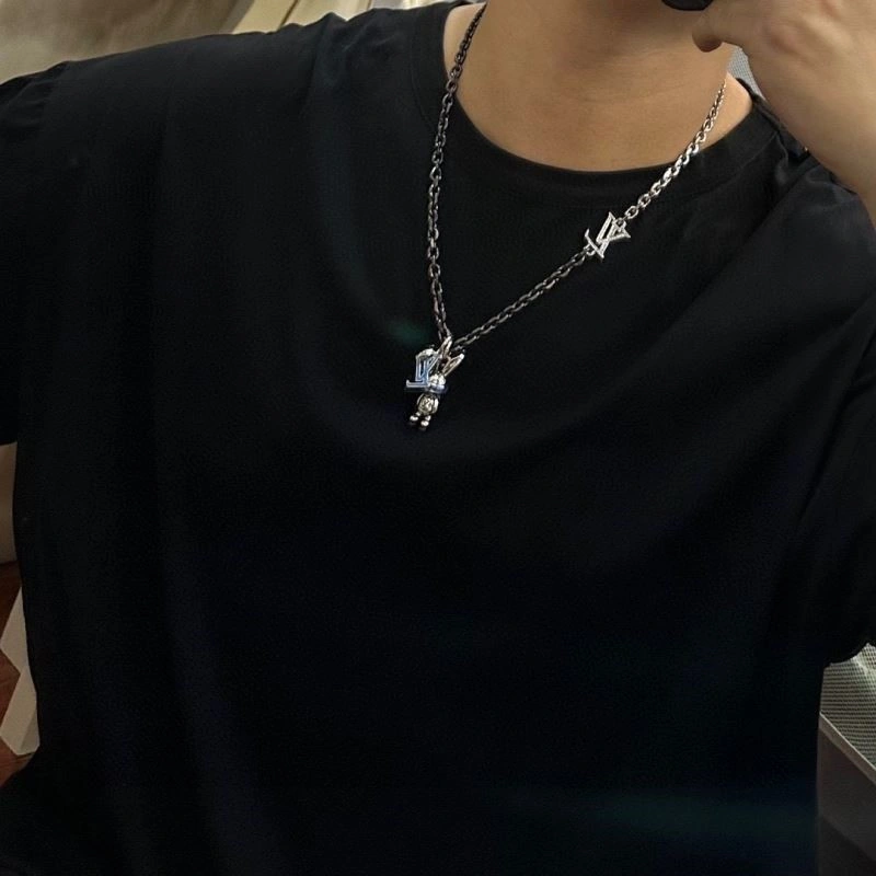 Exact replica Louis Vuitton Necklaces