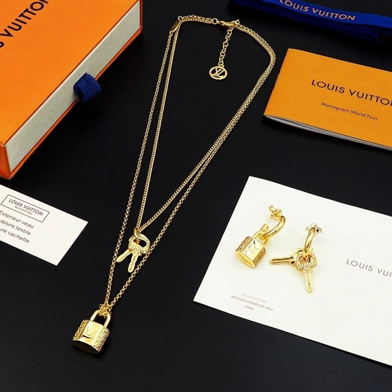 Affordable Louis Vuitton Necklaces