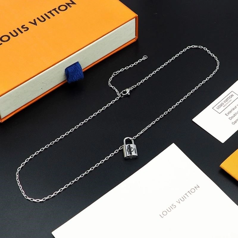 High fidelity Louis Vuitton Necklaces