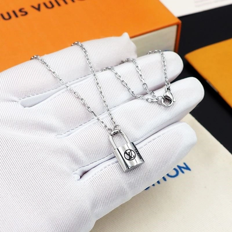 High fidelity Louis Vuitton Necklaces