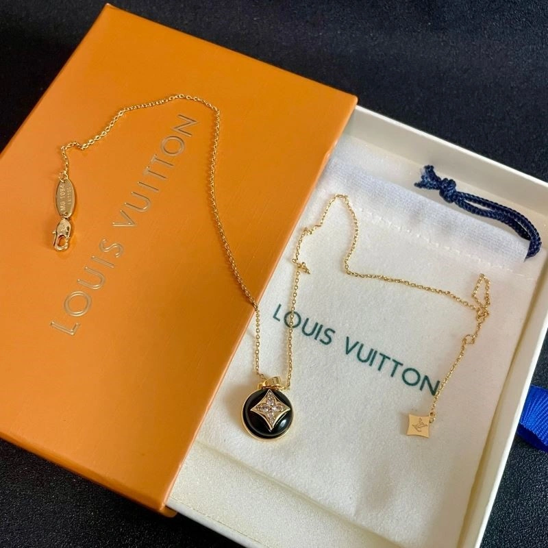 Factory-made Louis Vuitton Necklaces