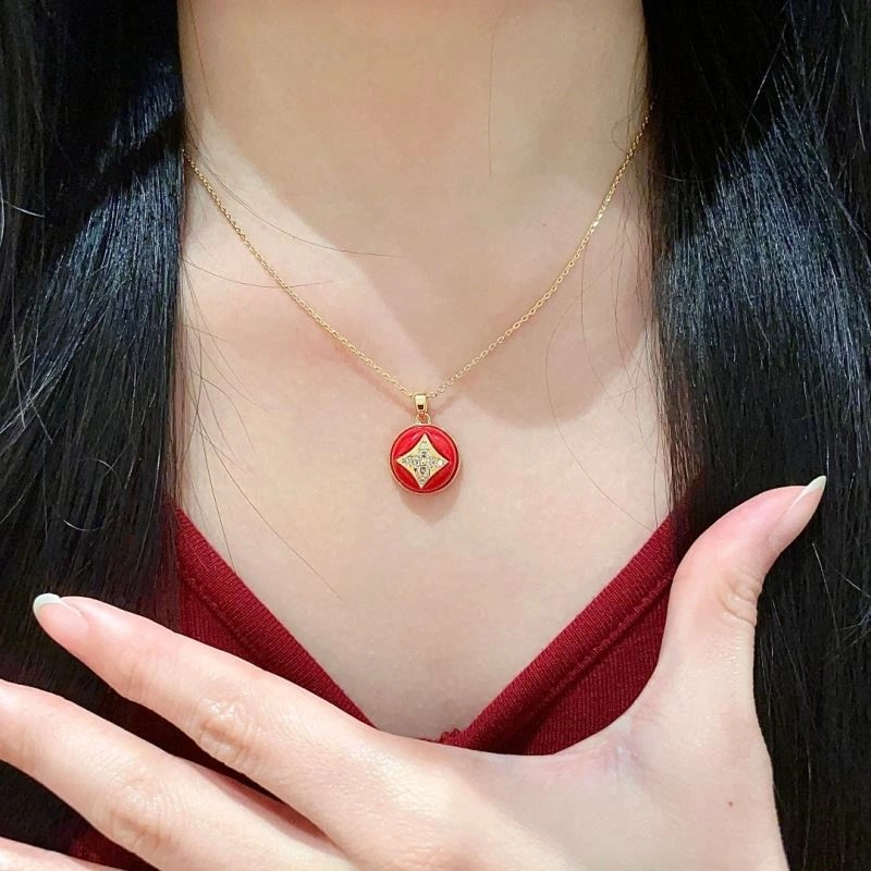 Factory-made Louis Vuitton Necklaces